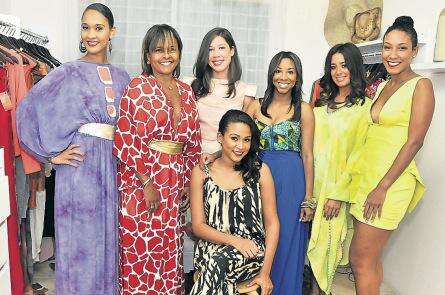 What's Trending? - Designs by Jae Jolly - All Woman