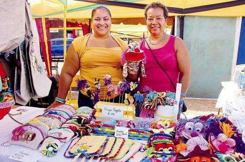 Nifty Crafters - All Woman