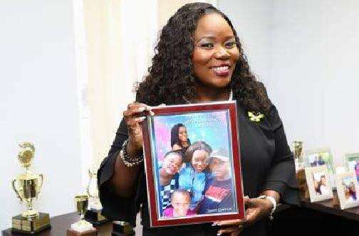 Growing & winning - A single mother's journey to empowerment - All Woman