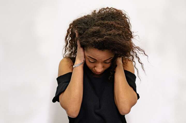 Handsy boss harassing teen summer worker - All Woman