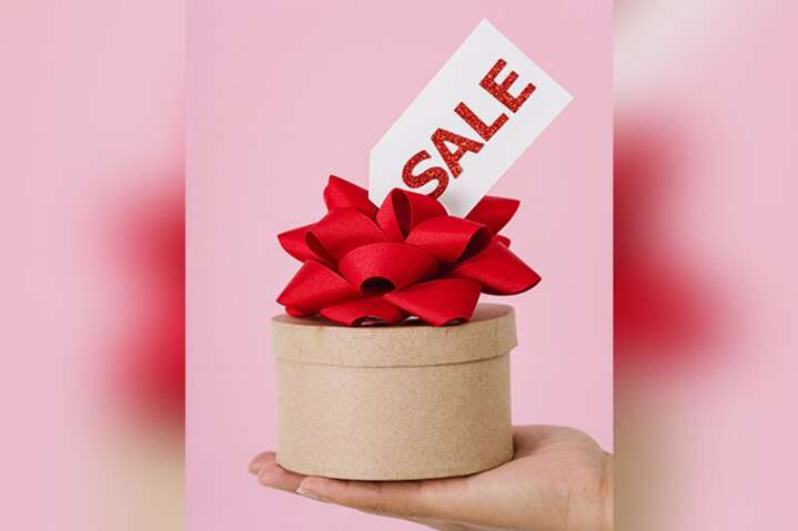 Married boyfriend wants back gifts - All Woman