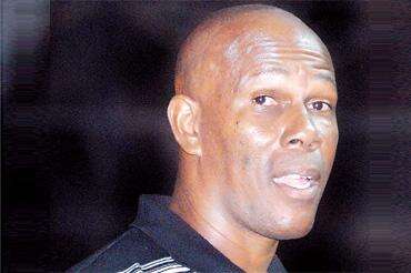Clive Mullings to sponsor U-12 netballers - Jamaica Observer