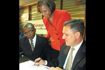Bill Express makes third to take on JPS offices - Jamaica Observer