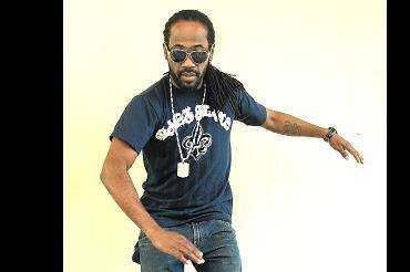 Educate yourselves - Orville Hall urges dancers - Jamaica Observer