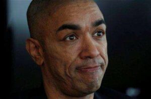 Barack Obama's brother writes about abuse - Jamaica Observer