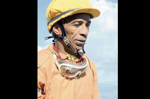 WINSTON GRIFFITHS BACK IN WINNERS' CIRCLE - Jamaica Observer