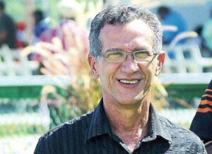 Charles Hussey starts role as raceday steward - Jamaica Observer