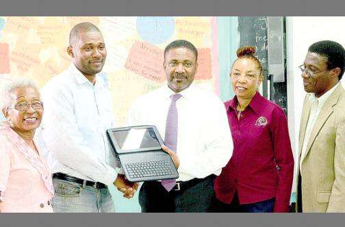 Clan Carthy Primary gets tablet computers - Jamaica Observer
