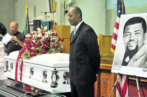 Hopeton Lewis laid to rest - Jamaica Observer