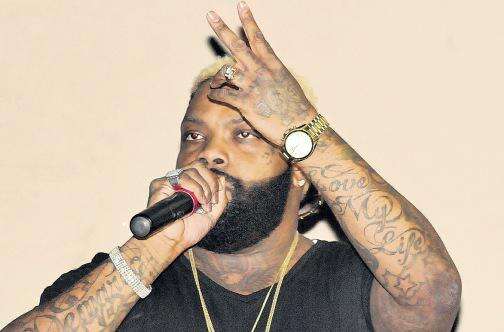 Demarco entertains audience - Jamaica Observer
