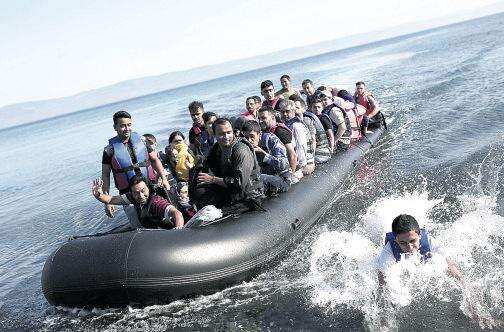 Top UN official urges 'global response' to migration crisis - Jamaica ...