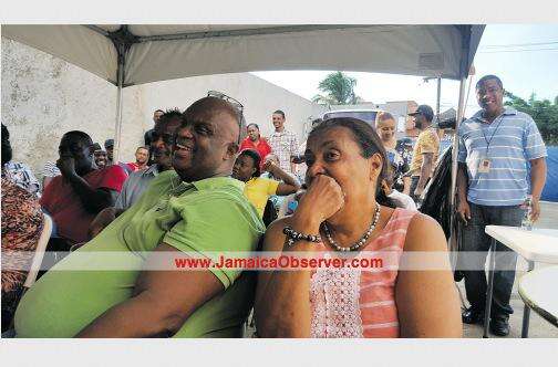 WHEN COMEDIAN LEIGHTON SMITH CAME 'HOME'... - Jamaica Observer