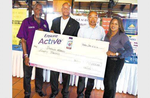 Photo: ‘Cheque’ this out! - Jamaica Observer
