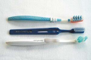 Do you know how to brush your teeth? - Jamaica Observer