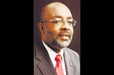 Fitz Jackson to organise lawsuit against banks - Jamaica Observer