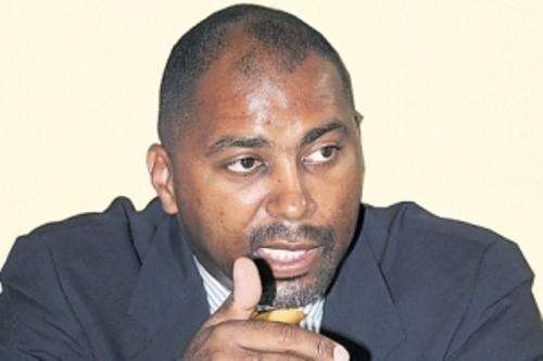 Julian Robinson says he will renounce his UK citizenship - Jamaica Observer