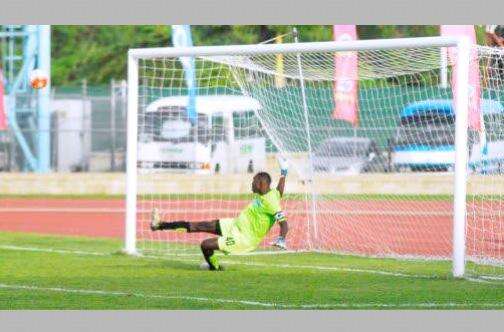 St George's tackle Tarrant in Manning Cup action - Jamaica Observer