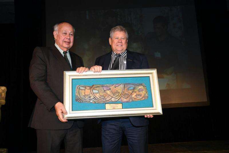 PHOTO: 'Butch' Stewart cops Pioneer Award for hospitality - Jamaica ...