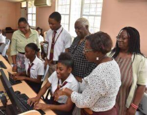 Dinthill Alumni to the rescue - Jamaica Observer