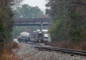 Two dead, more than 100 hurt in South Carolina train crash - Jamaica ...