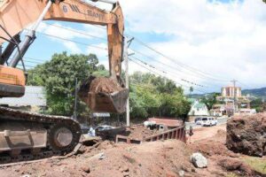 Constant Spring Road traffic to be diverted today as roadwork continues ...