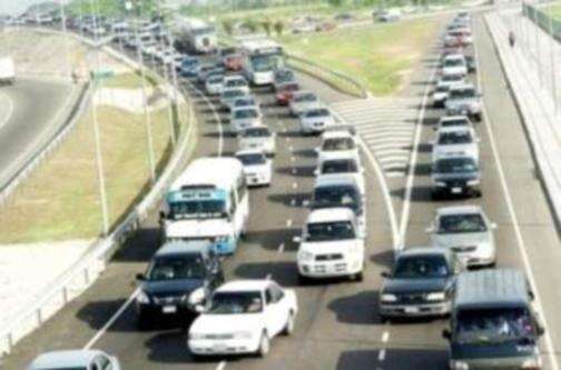Commuters bemoan traffic changes at Portmore toll/ Marcus Garvey Drive ...