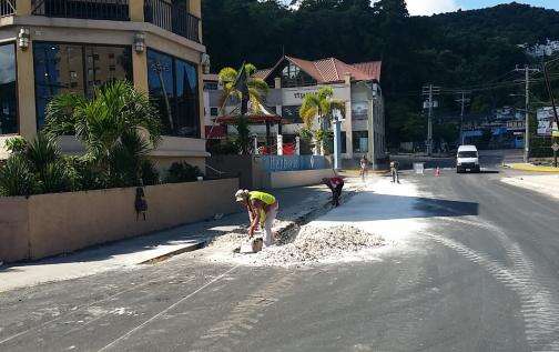 Ocho Rios main street project slated for completion before Christmas ...