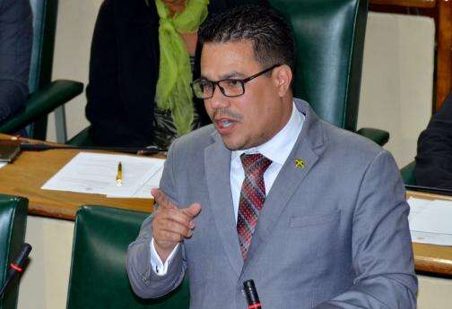 Senator Samuda recommends closed season for parrot fish - Jamaica Observer