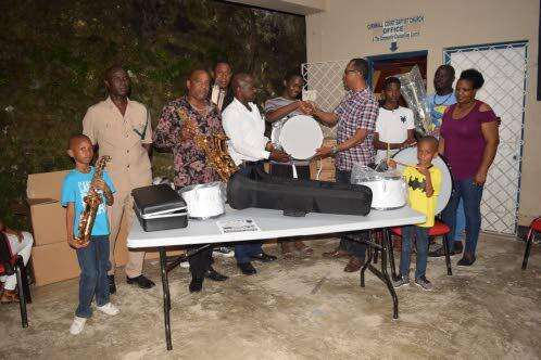 Musical cheers - Jamaica Observer