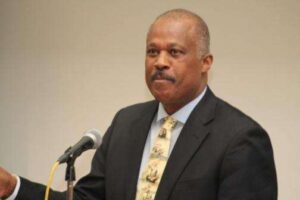 UWI Vice-Chancellor hails Seaga - Jamaica Observer