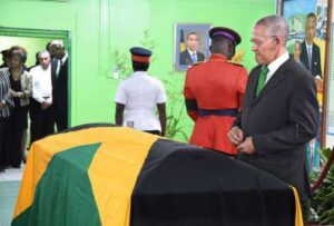 Hundreds pay tribute to Seaga at JLP headquarters - Jamaica Observer