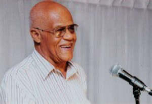 Journalist Ken Chaplin dies - Jamaica Observer