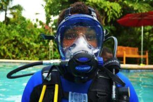 Sandals, Beaches introduce Ocean Reef IDM, PADI full face mask diver ...