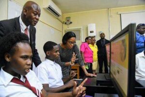 PHOTO: Deaf students get computer lessons - Jamaica Observer