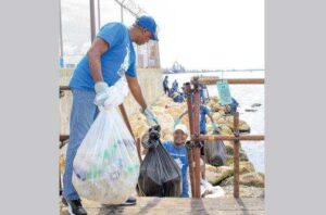 All hands on deck - Jamaica Observer