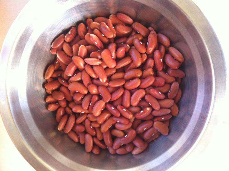 Farmers sign contracts to plant more red peas in Jamaica - Jamaica Observer