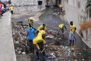 Scenes from today’s National Dengue Clean-up activities - Jamaica Observer
