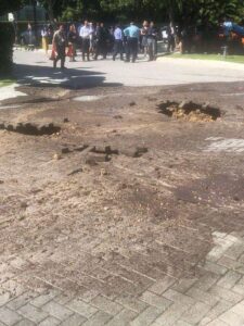 7.7 magnitude earthquake causes major damage in The Cayman Islands ...