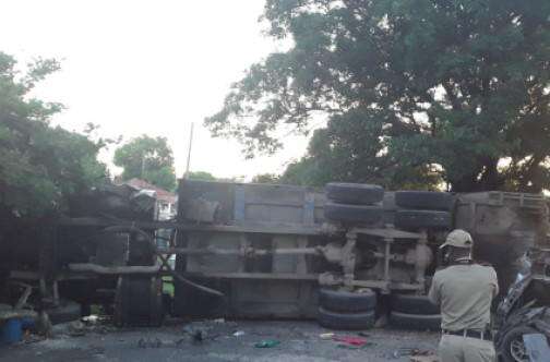 Driver of garbage truck that killed Clan Carthy student offered bail ...