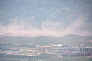 Political reps say 'yes' to JISCo dust control project - Jamaica Observer