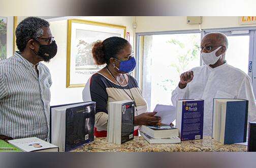 Sir Kenneth Hall donates books to UWI WJC library - Jamaica Observer