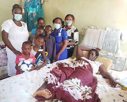 UTech nursing student reaches out to needy Trelawny family - Jamaica ...