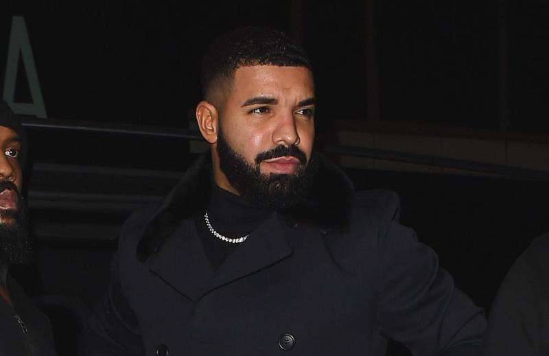 Drake shuts down IG model in his DM - Jamaica Observer