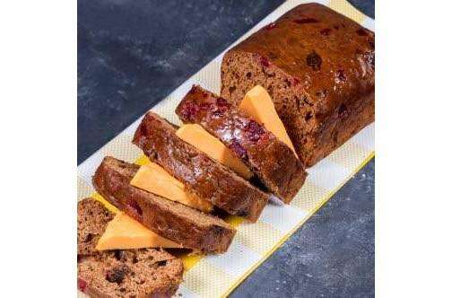 Chas E Ramson gifts residents of ‘Moscow’ - Jamaica Observer