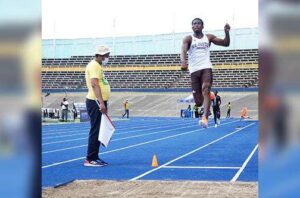 Thompson happy with return after injury lay-off - Jamaica Observer
