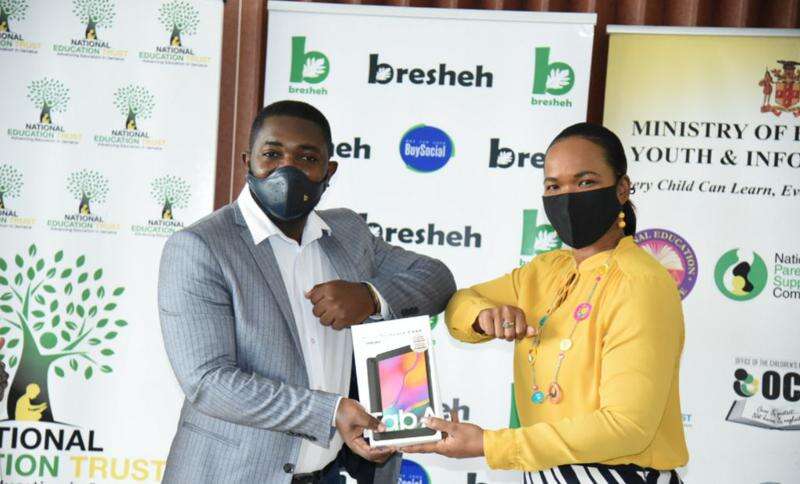 Education Ministry gets 12 tablets, face masks from Bresheh Limited ...