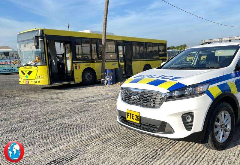 UPDATE: Video shows cops pulling JUTC driver off bus as workers remain ...