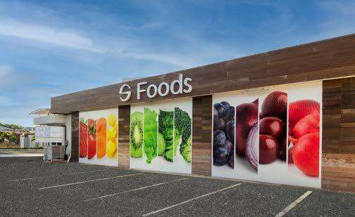 Christopher Issa launches S Foods - Jamaica Observer