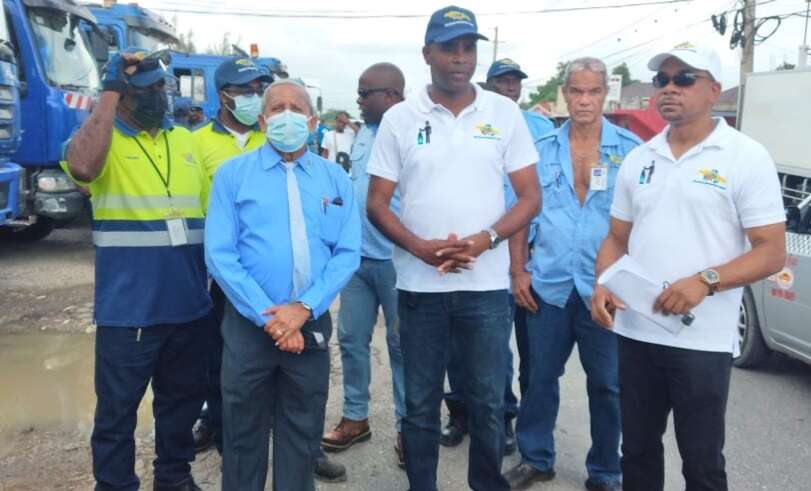 WATCH: Authorities tackle garbage pile-up in May Pen - Jamaica Observer