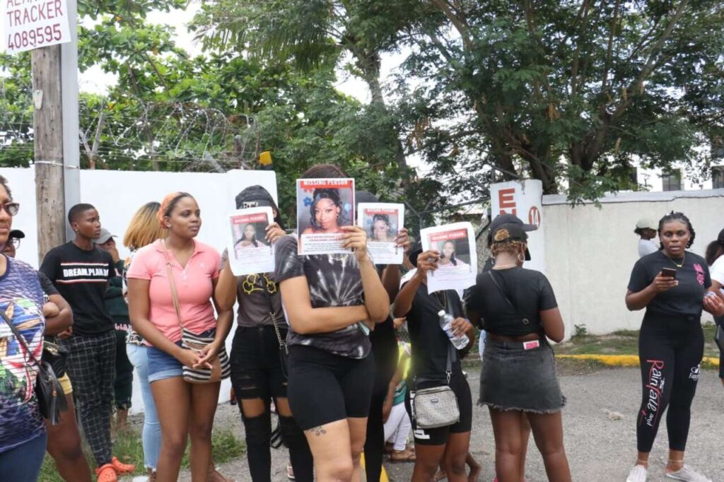WATCH: Protesters demand answers in Donna-Lee Donaldson's disappearance ...